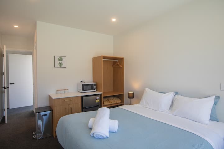 Luminous -King Bedroom Unit - Lake Tekapo