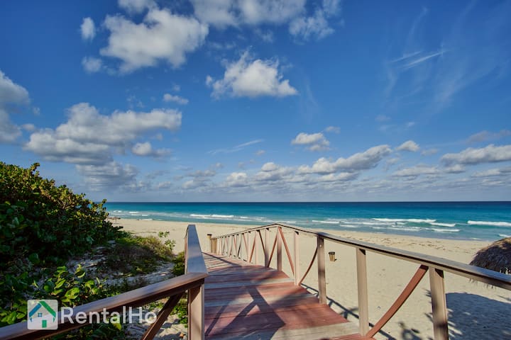 Lovely Flat Just In Front Of Varadero Beach (1br) - Varadero