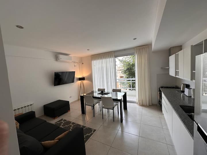 Perfecto Dos Ambientes, Equipado Full - La Plata