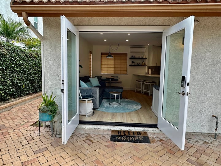 Remodeled Beach Vibe Studio - Encinitas, CA