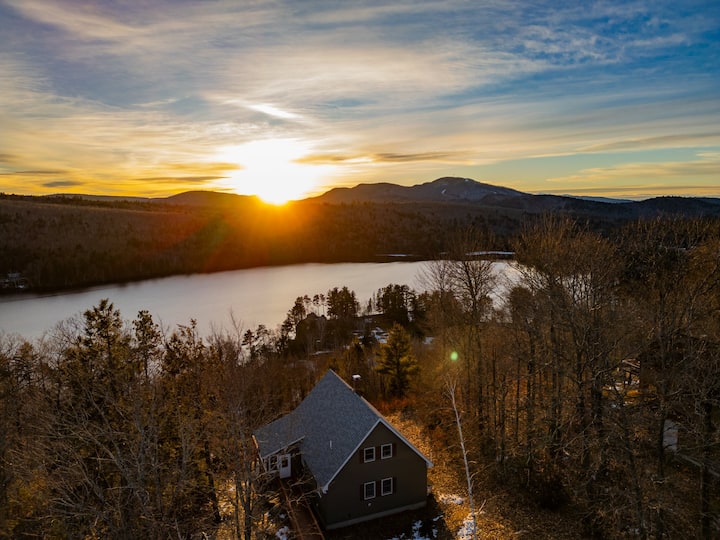Sunset & Lake View, Theater, Htub, Xbox, Woodstove - Maine