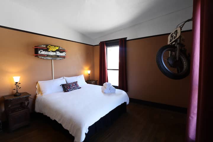 The Moto Palace - Bisbee, AZ