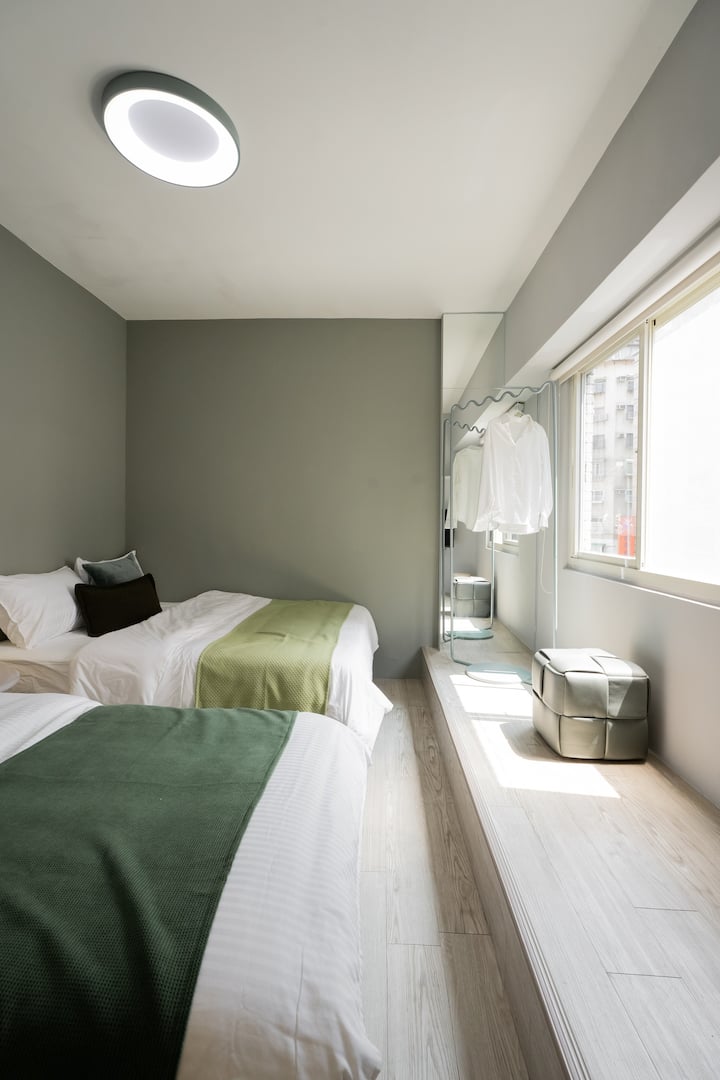 *Room B · 叶 | 2床1衛｜落地窗陽台｜電梯大樓｜中山捷運站｜中山商圈｜1-3p - 三重區