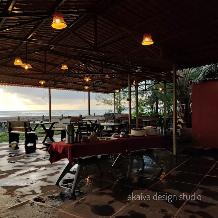 Room : Kingfisher - Dapoli