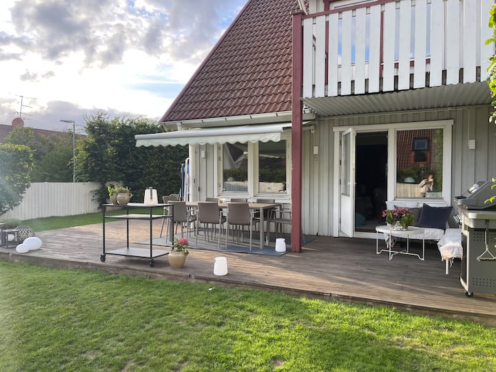 Hus I Söderläge Centrala Båstad - Båstad