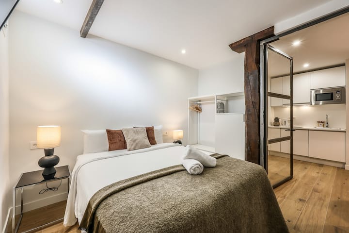 Modern 1br Apartment Citycenter Sol (P1a) Mid Term - Madrid