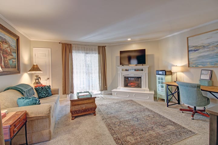 Feels Like Home On Riverside - Tulsa, OK