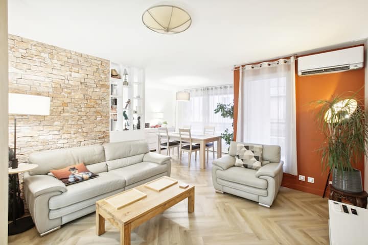 Falguiere Elegance - Paris