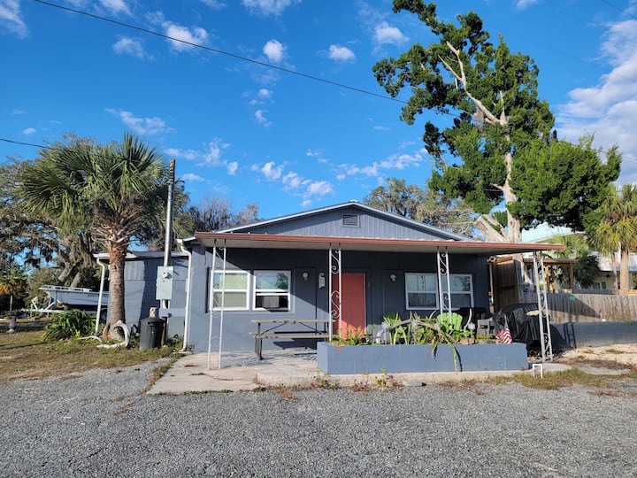 Kastaway Cottage - 1 Boat Slip Included - Steinhatchee, FL