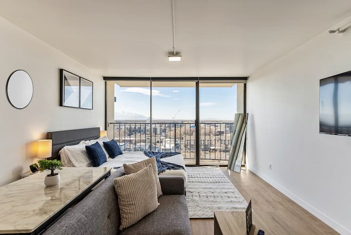 Luxury Studio Apt Downtown – 3 Min To Delta Arena - Salt Lake City, UT