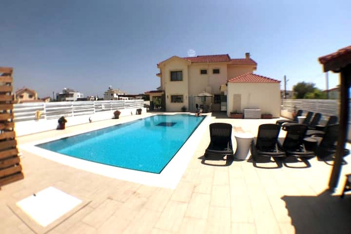 White Pearl  Cyprus / Beach In 2 Minutes On Foot. - Cipro