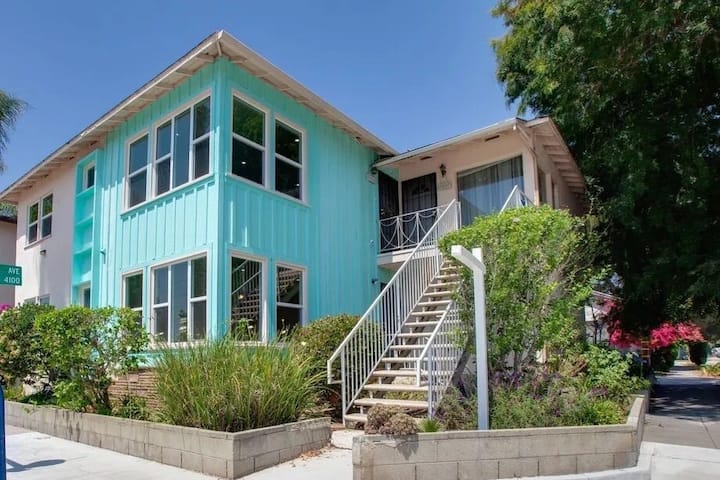 Sunny And Centrally Located 1 Br - Culver City, CA