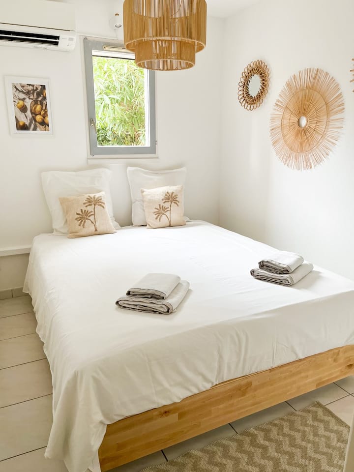 Appartement Climatisé, Piscine, T1 - La Croix-Valmer