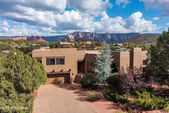 Large Modern House With Spectacular Views - Sedona, AZ