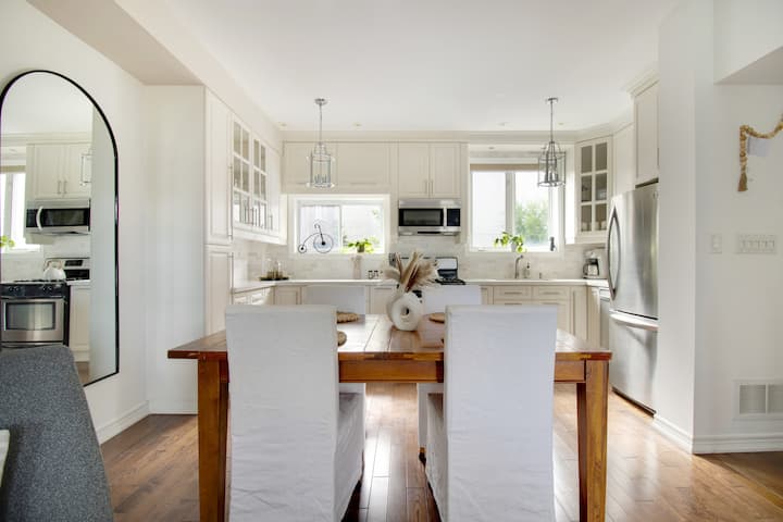 Boho Townhouse - Toronto