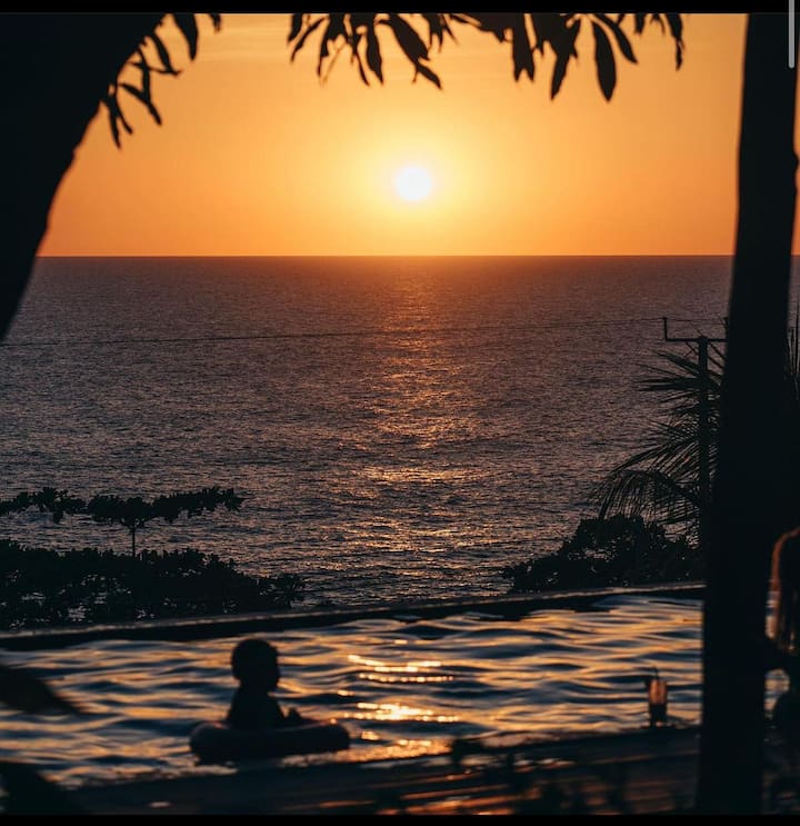 Deluxe Studio W Hot Water #6 Pool & Ocean View - El Salvador