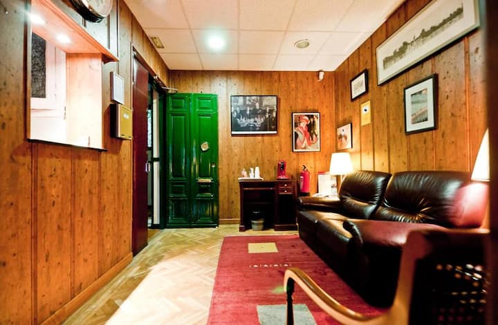 Habitación Plaza Privada - Madrid