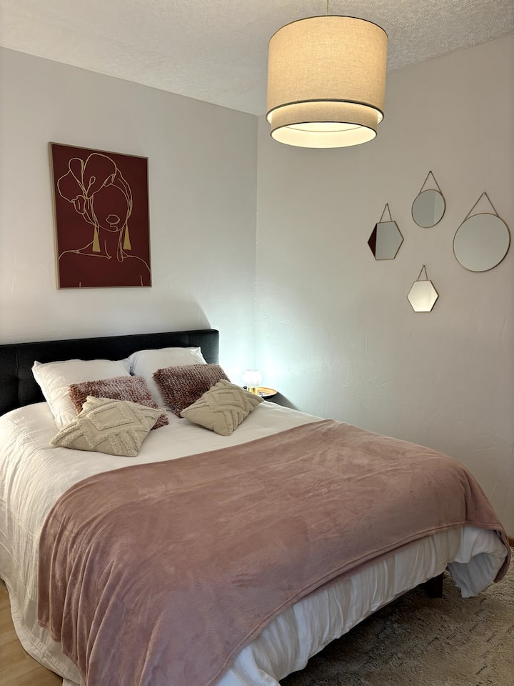 Atmosphère Cocooning Avec Jardin, Proche Eurexpo - Saint-Priest