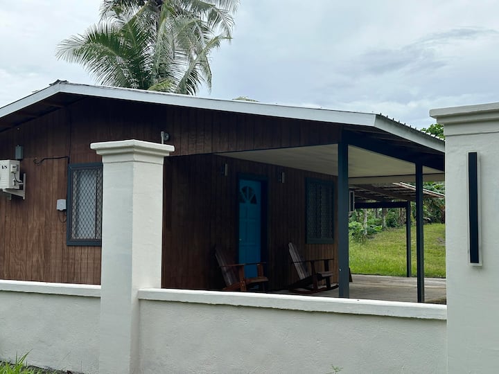 1 Bedroom Home - Fogāgogo - National Park of American Samoa