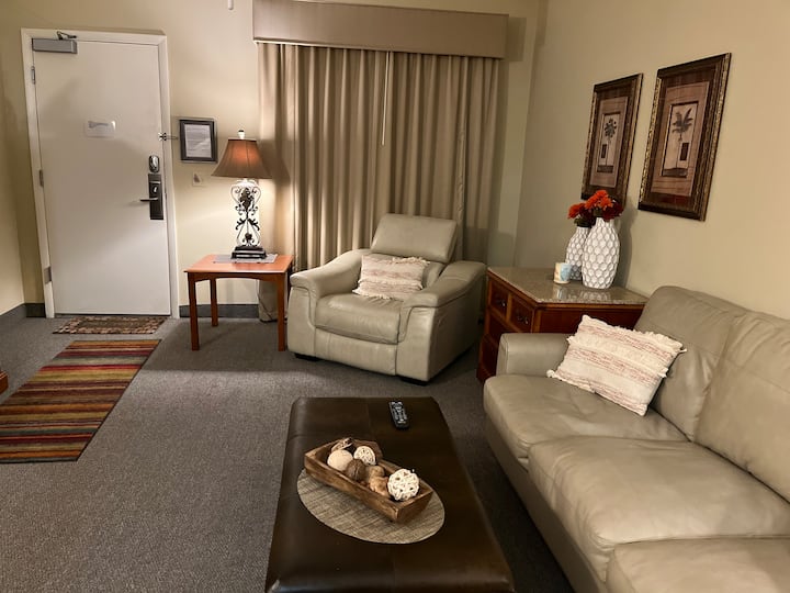 Condo Ormond Beach
Bikeweeks/ Nascar/events-more - Ormond Beach, FL
