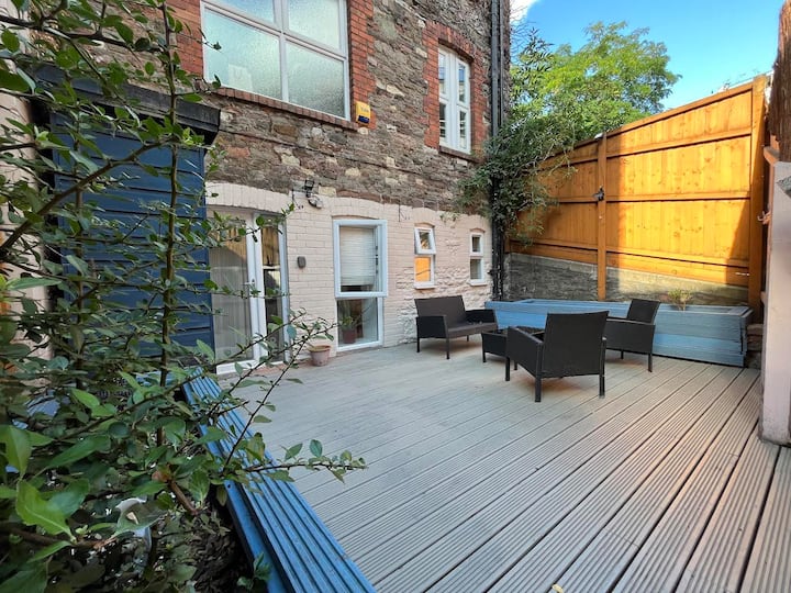 Lovely 1-bedroom Flat In The Heart Of The City - Bristol