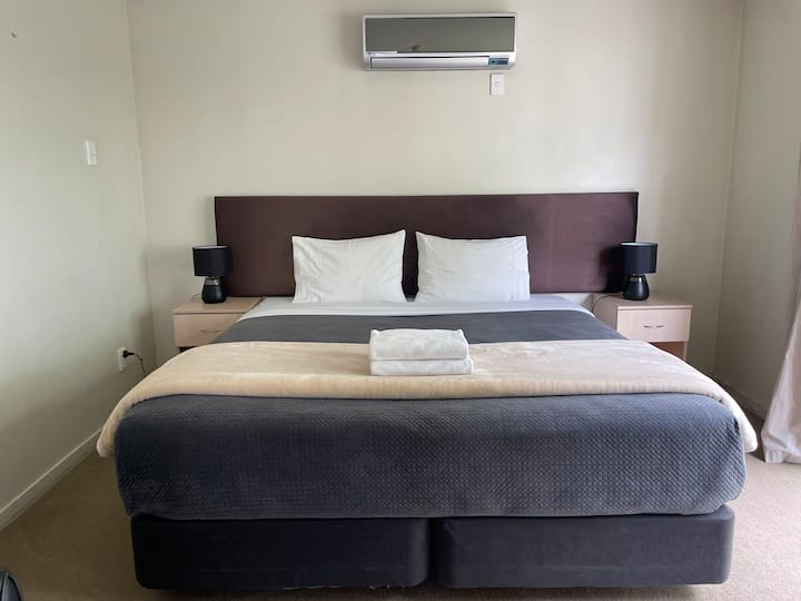 Alpha Motel City Spa-bath Studio - Christchurch