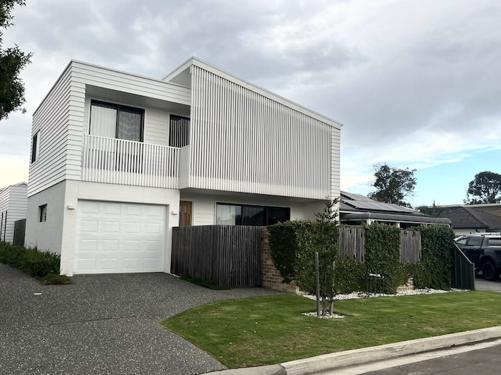 Light And Bright Townhouse - Kiama