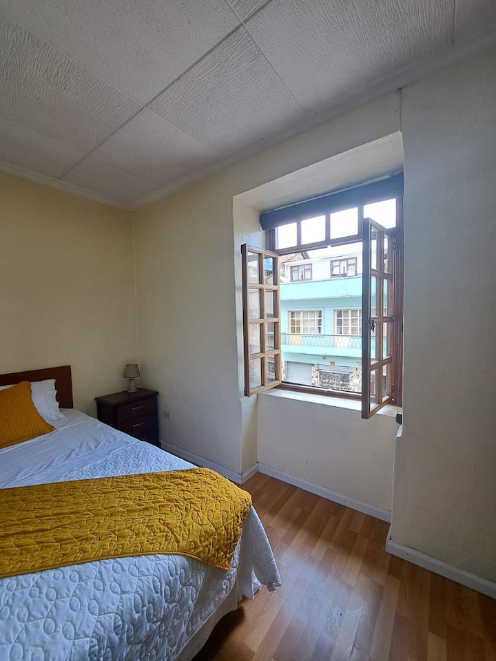 Hotel Céntrico: Comodidad Total - Cuenca