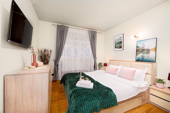 Central Elegant Anastasia Apartment - By Openhouse - Giroc