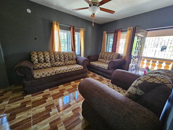 Serene Stay @ Montego Bay - Montego Bay