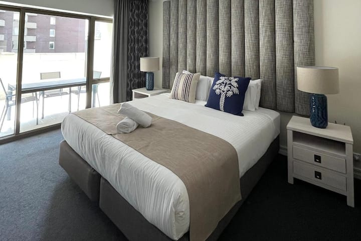 Studio W/heated Pool In The Heart Of Melbourne Cbd - Melbourne