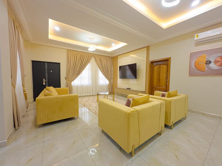 Two Bedroom Deluxe Apartment - Kumasi
