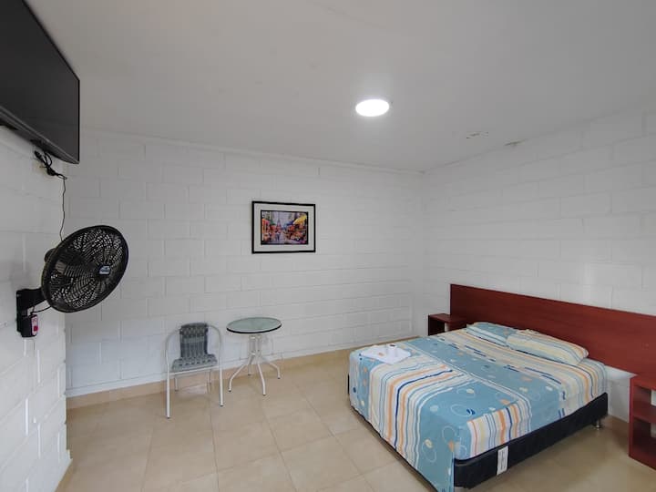 Hospedaje Los Jazmines Santarosa - Tarapoto