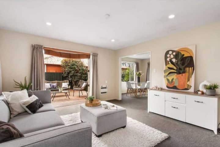 Opawa House - Governors Bay