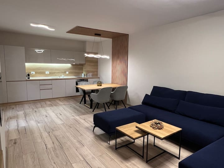 Enjoy Skiing In Bansko - Bansko