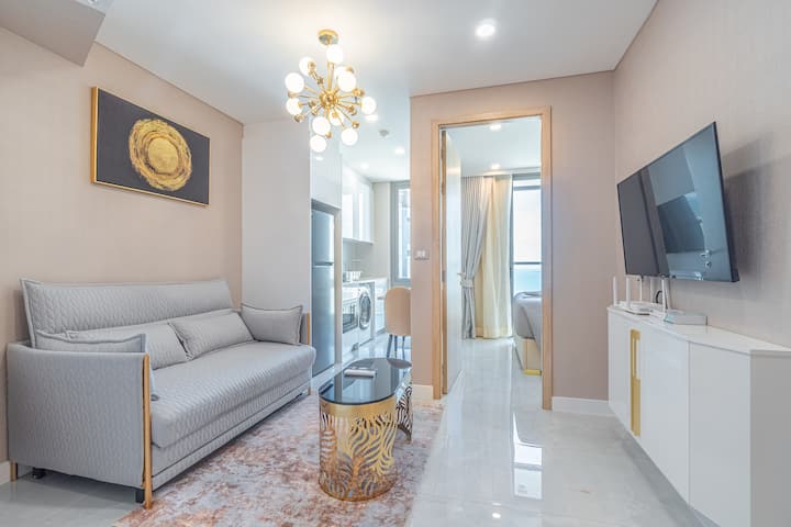 #芭提雅顶级豪华【34f】高层海景公寓#无边泳池#城市地标#中天海滩#copacabana - Pattaya