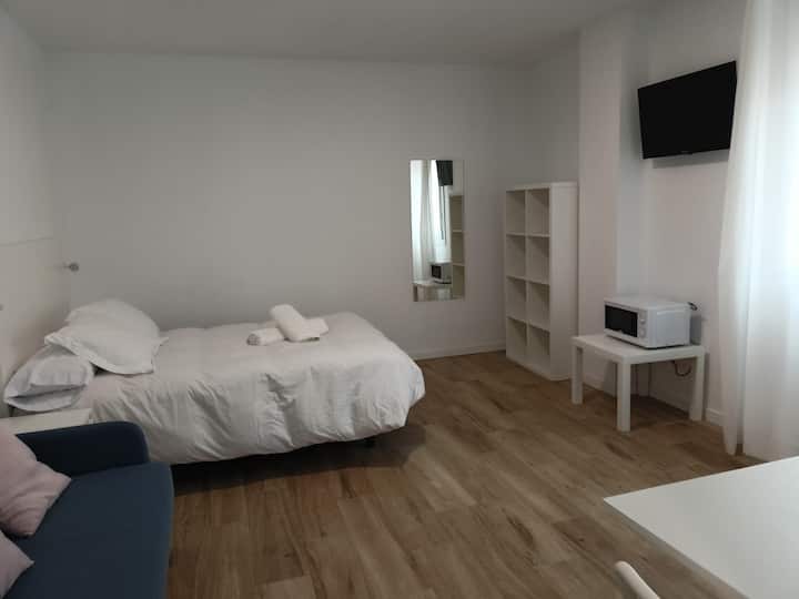 Acogedor Estudio En Chamberà - San Blas