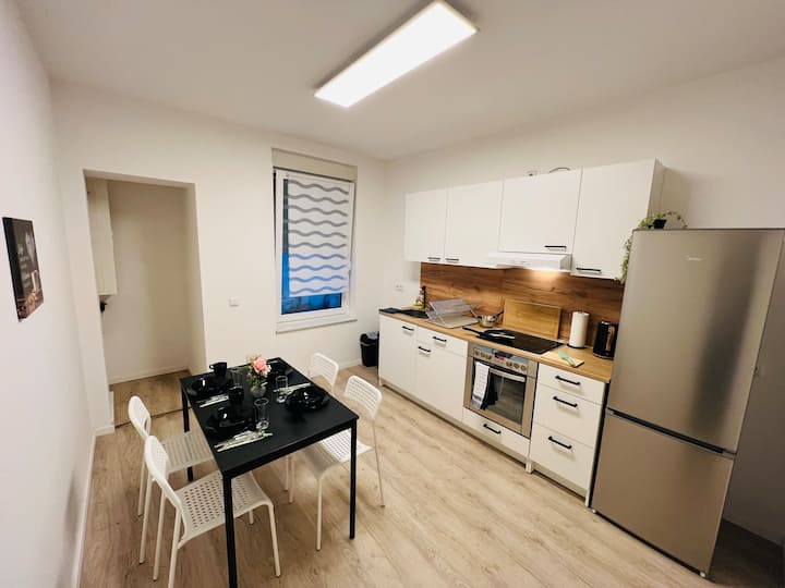 Big Apartment | 8 Beds | 3 Bedrooms | Balcony | - Paderborn