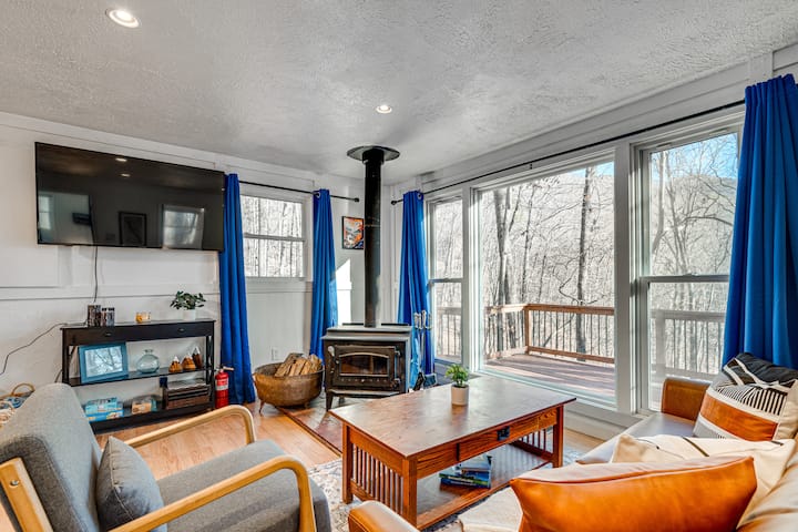 Eagles Nest·hot Tub&stars+forrest Retreat/firepit - Stanley, VA