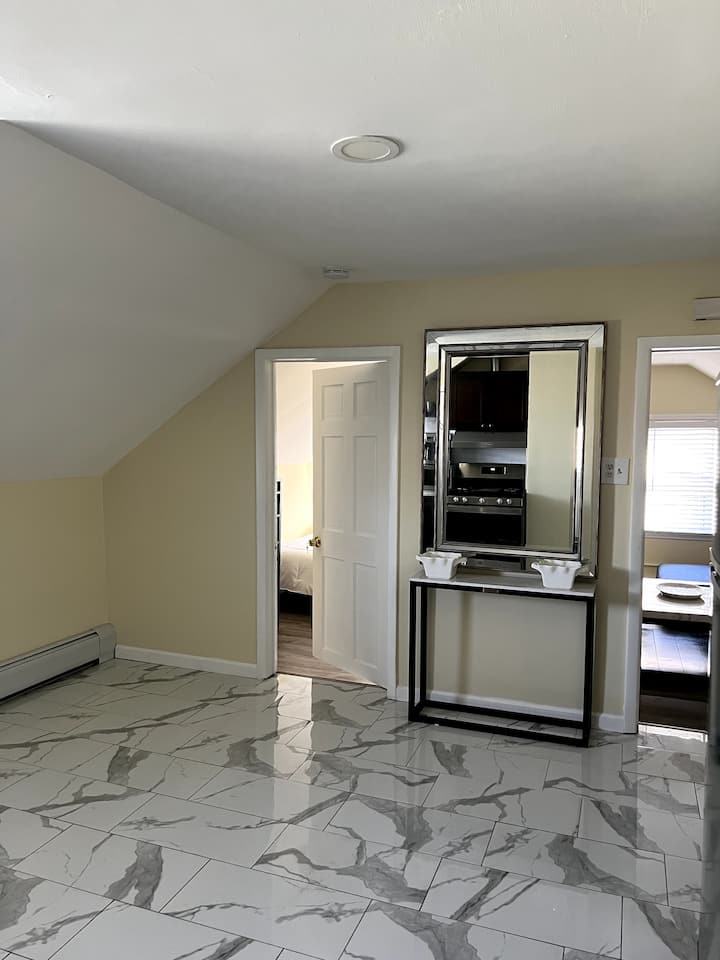 Chic 2br Near Nyc & Metlife - Urban, South Hackensack
