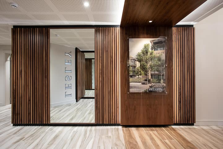 Brand New, Luxury & With Terrace - Belfast