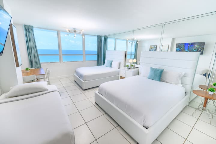 Panoramic Ocean View | Pool, Gym + Free Parking - Miami Beach
