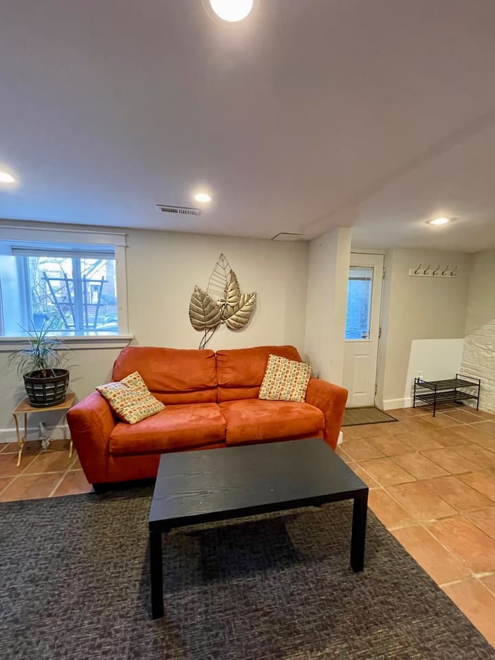 Cozy Space For Young Professionals Near Metro - Washington, D.C.