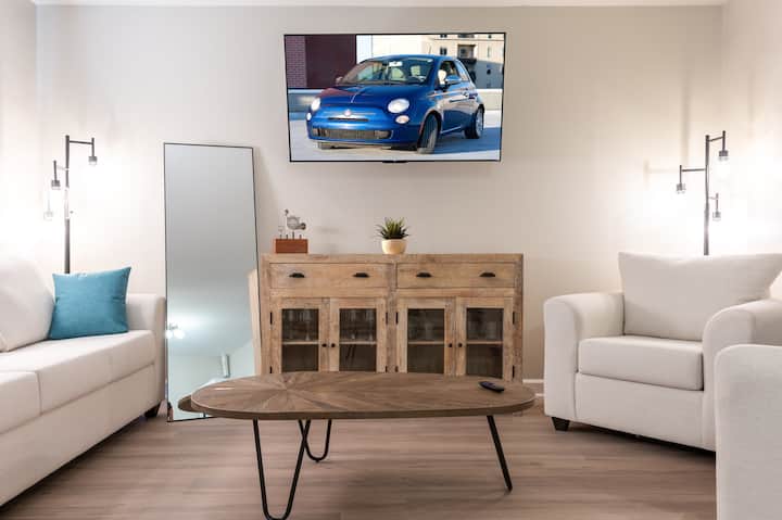 Clean, Cozy 2 Bedroom Apartment With Fast Wifi - Winston-Salem, NC