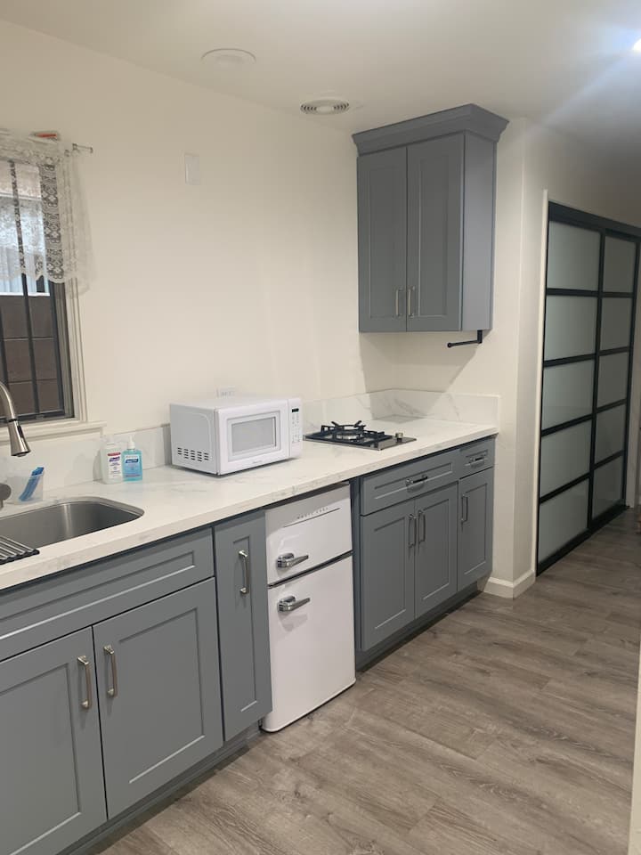 Private Studio With Own Entrance - Arcadia, CA