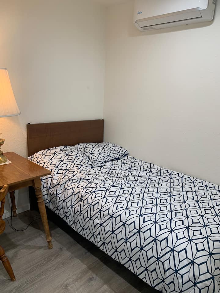 Private Studio With Own Entrance - Arcadia, CA