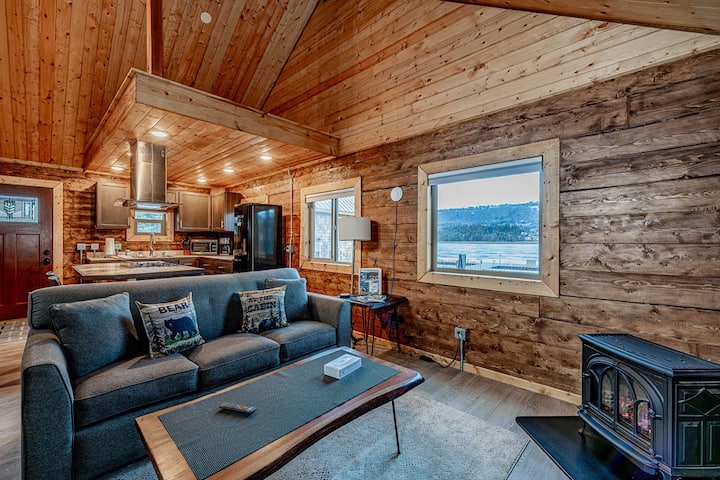 Lakeshore Lodging Cabins - Homer, AK