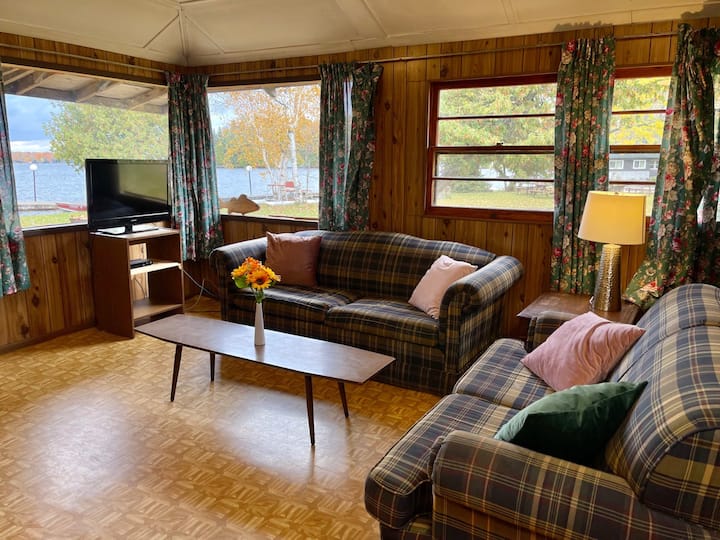 Balsam Lake: 2-bedroom Cottage #2 - Fenelon Falls