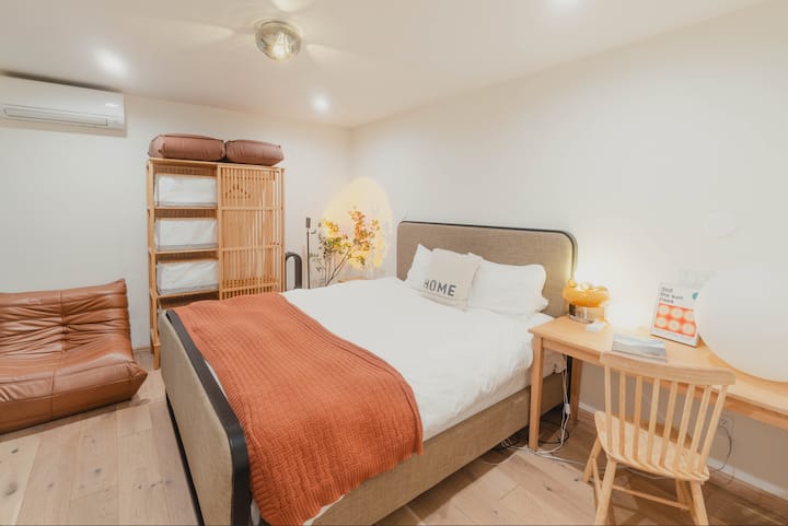 Arty Home On Sunset /W Free Parking - Laurel Canyon - Los Angeles