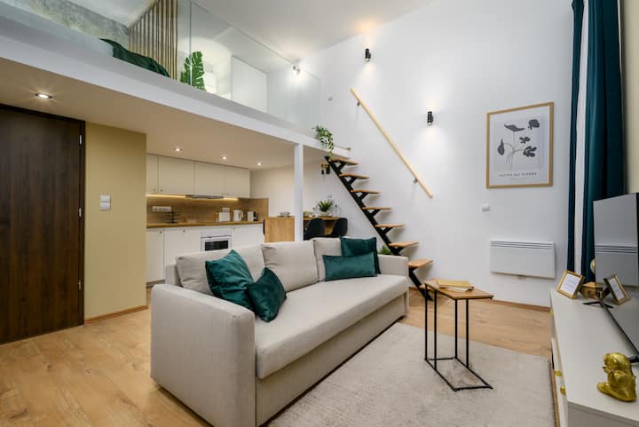 Deluxe Golden Suite - Budapest